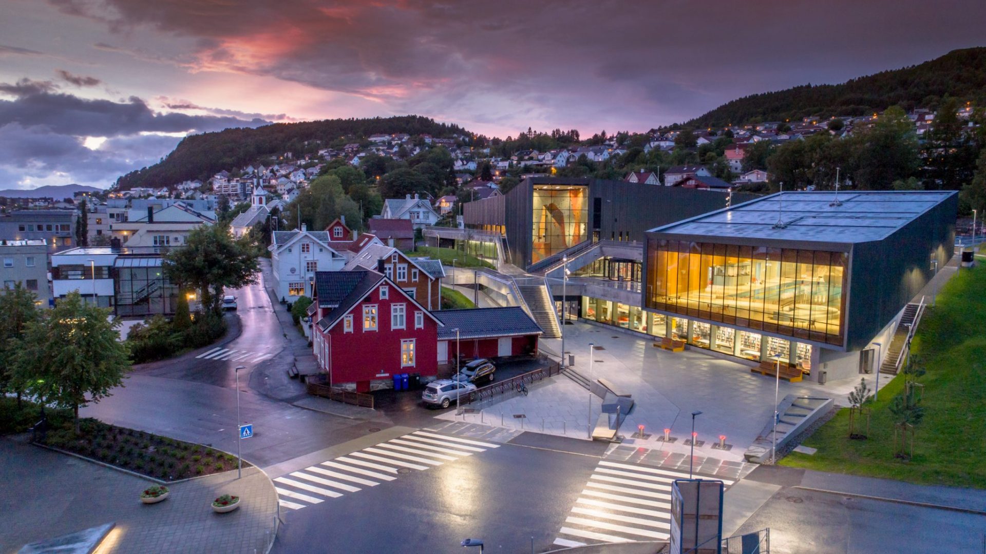 Ulstein veks fram – Fantastiske Osberget - Fantastisk glade kunder